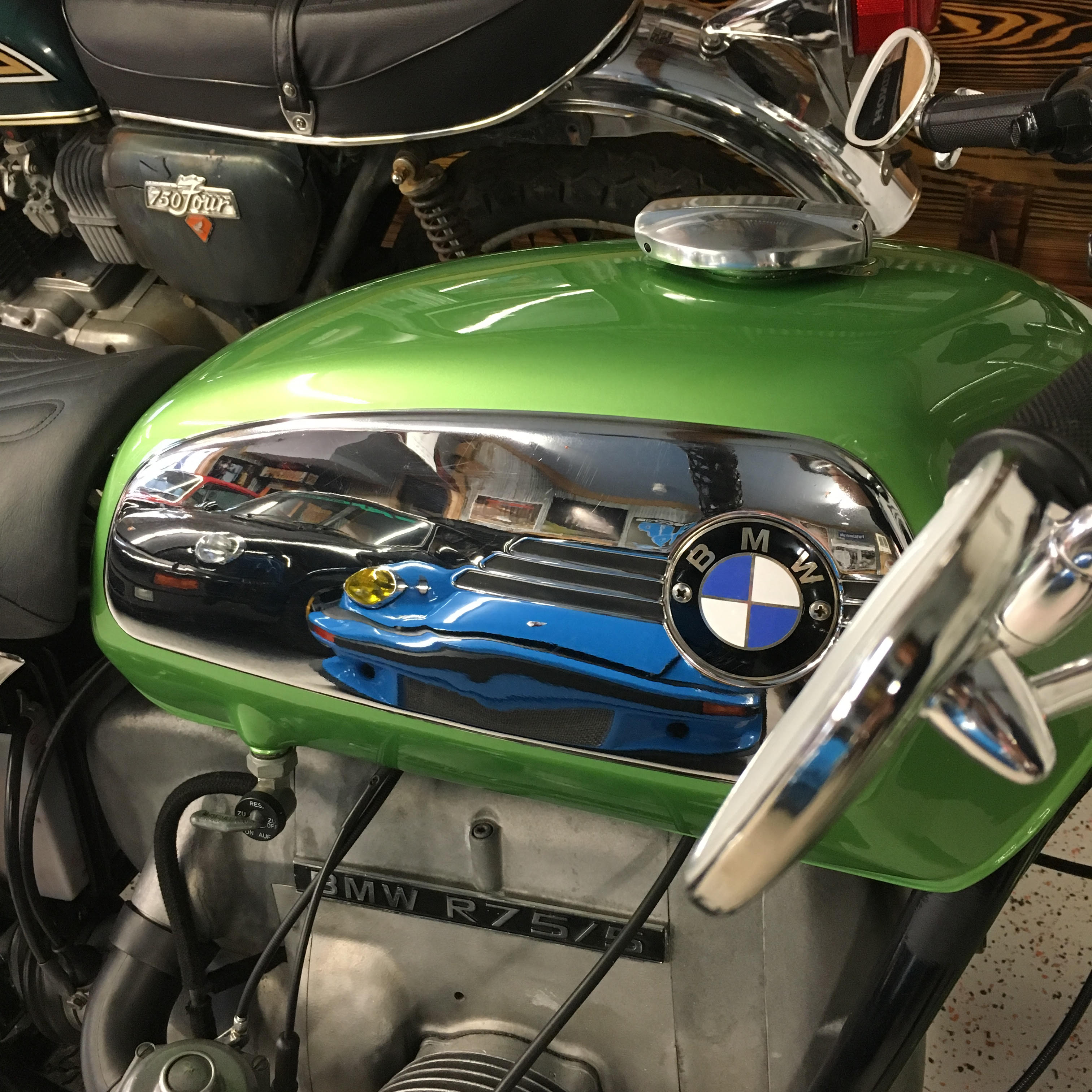 1972 BMW R75/5 Toaster Tank Pics